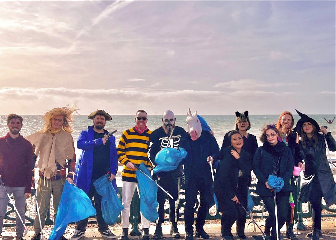 Corporate beach cleans – #LEAVENOTRACEBRIGHTON